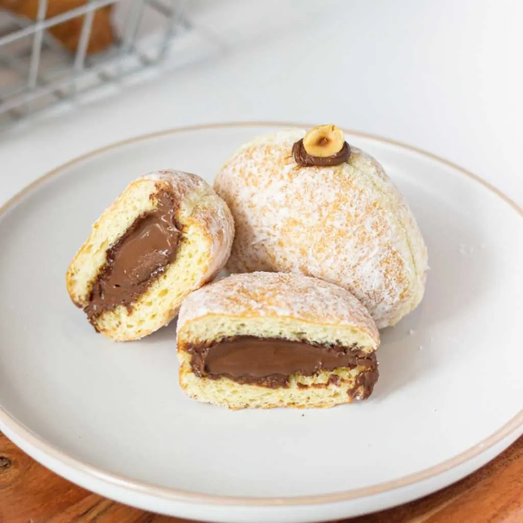 Order Nutella Donut from Luini Bakery - Al Khobar - Madinat Al Umal ...