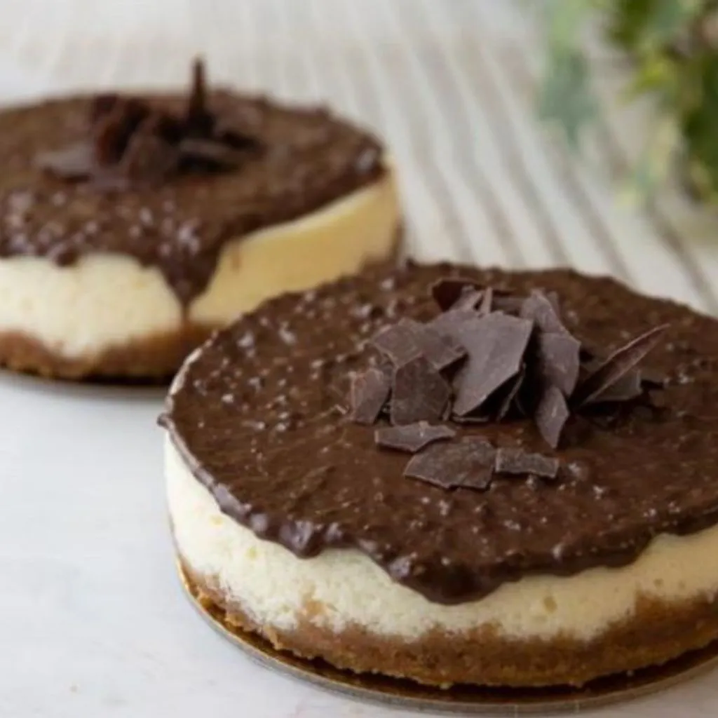 Order Crispy Chocolate Cheesecake from Sucre De Nada - Jeddah - Al ...