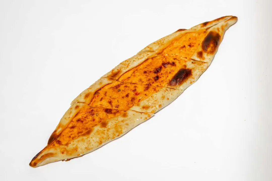 Order Paprika Cheese Boat Pie from Raweq -Riyadh-At Taawun(Cloud Inside ...